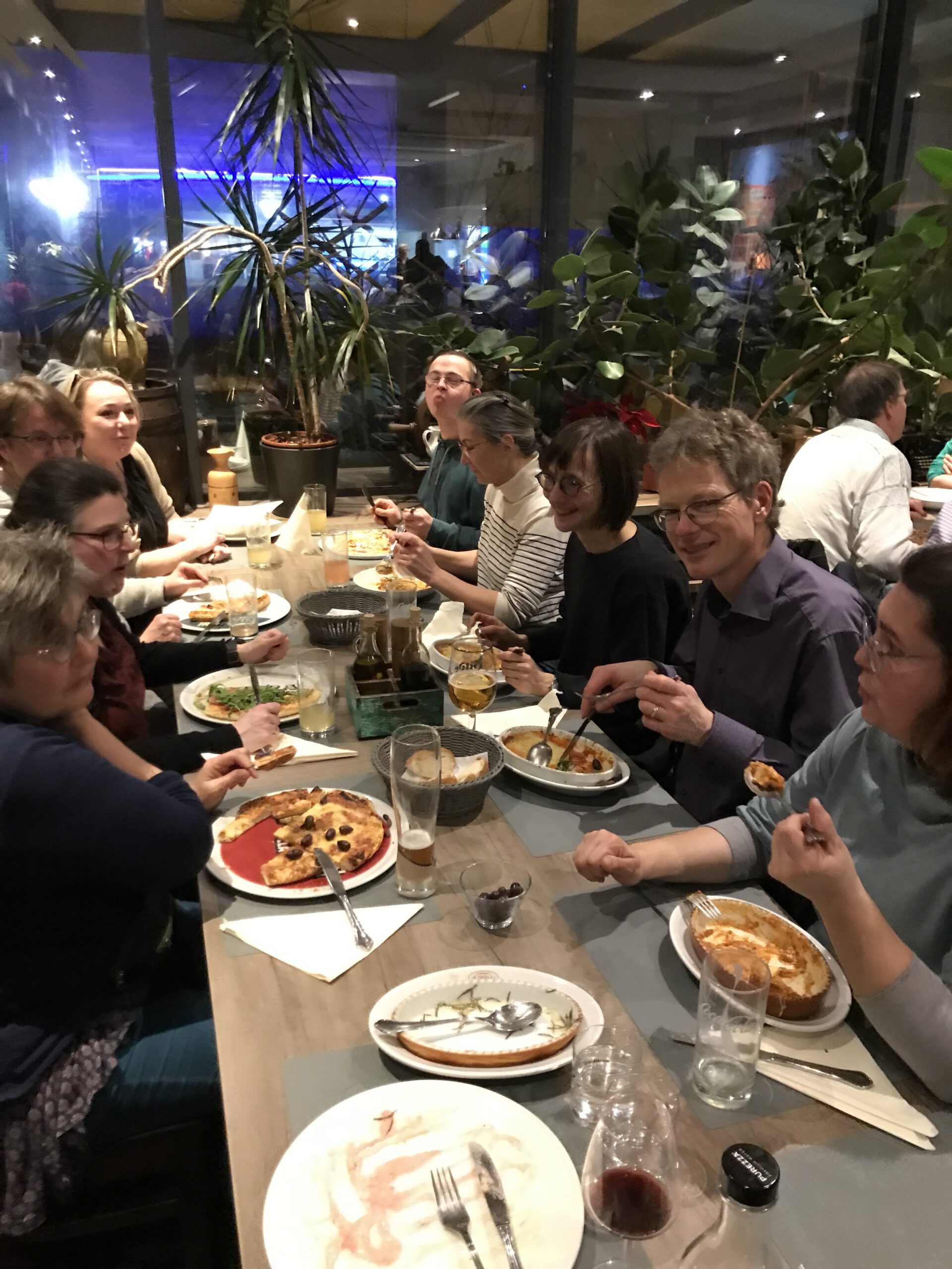 Neujahrsessen - Zeit für Rückblicke und Ideen - Down-Syndrom Hannover e.V.